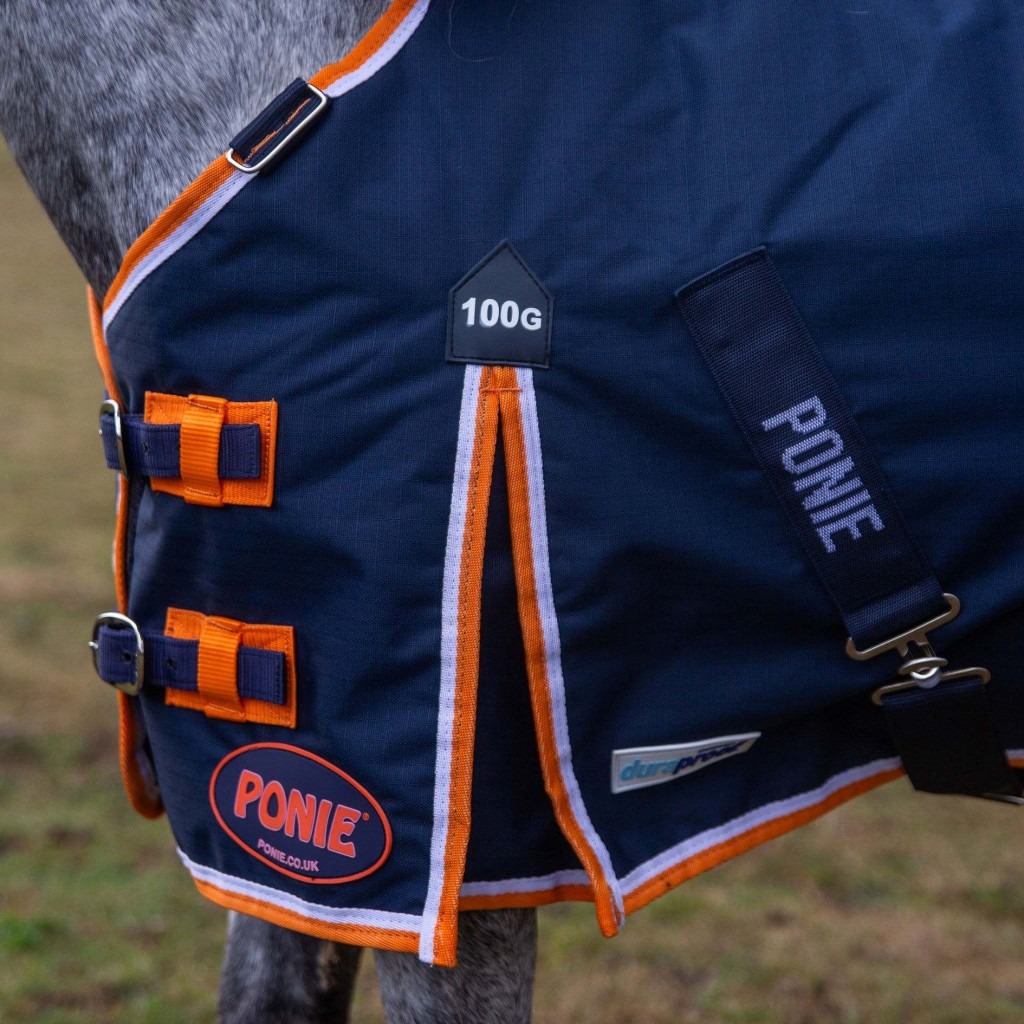 Gallop Duraproof 100G Ponie 5 - Point Standard Neck Turnout - Turnout ...